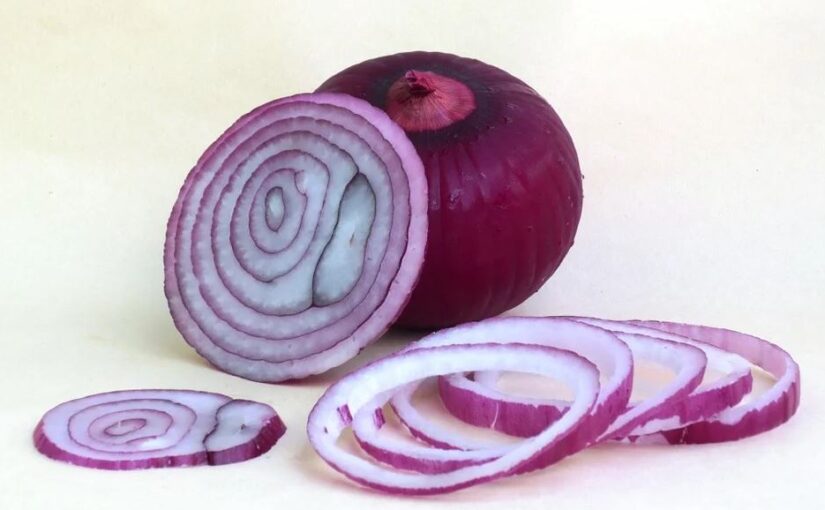 2kg of Red Onions Bag - Eastern Halal Butchers